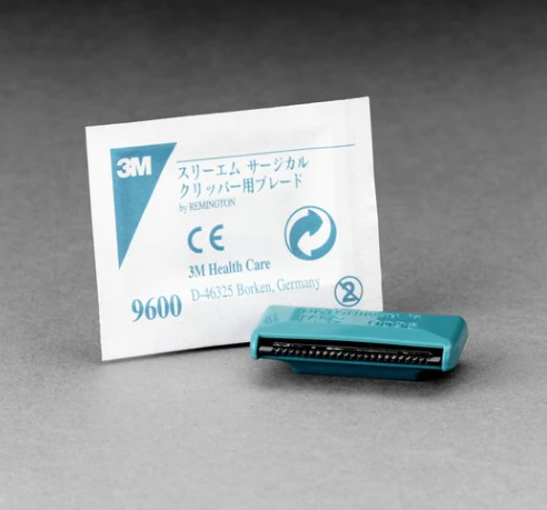 Clipper 9660 Oynar Başlıklı Cerrahi Bıçak